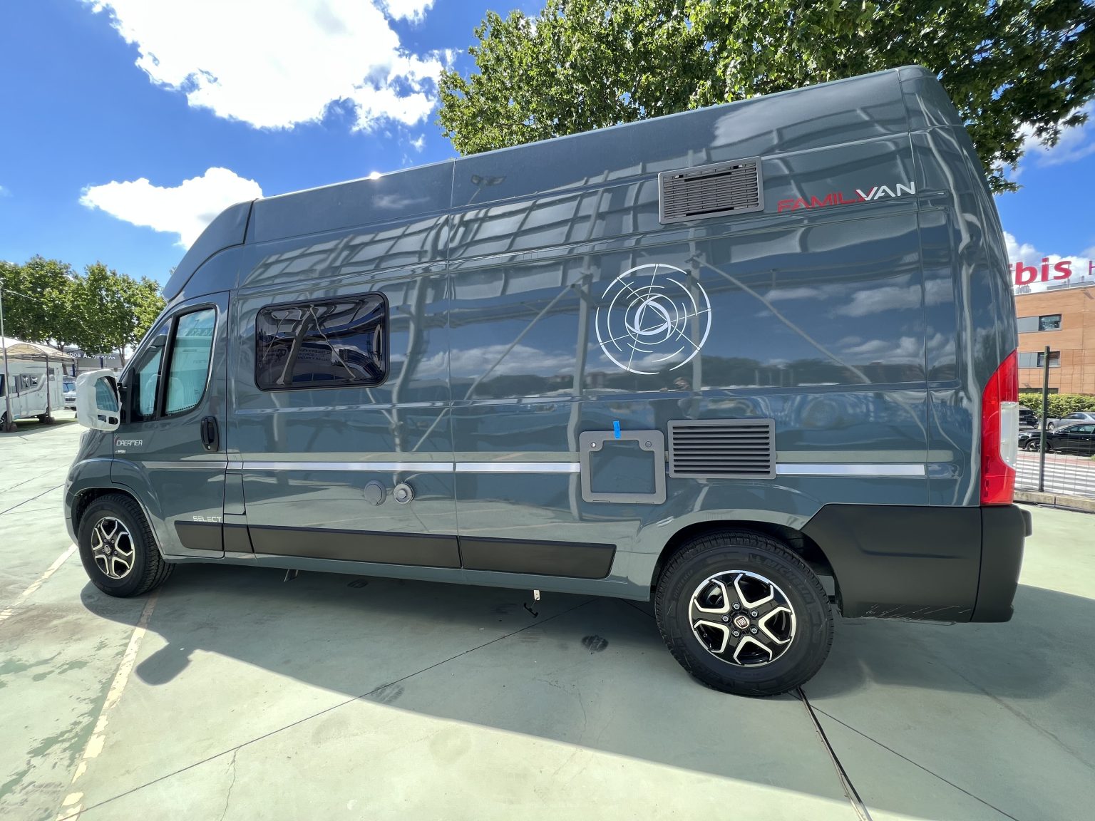 Dreamer Family Van - Comercial Caravaning