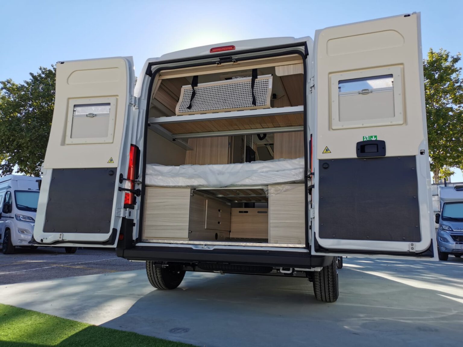Dreamer D53 FUN - Commercial Caravaning