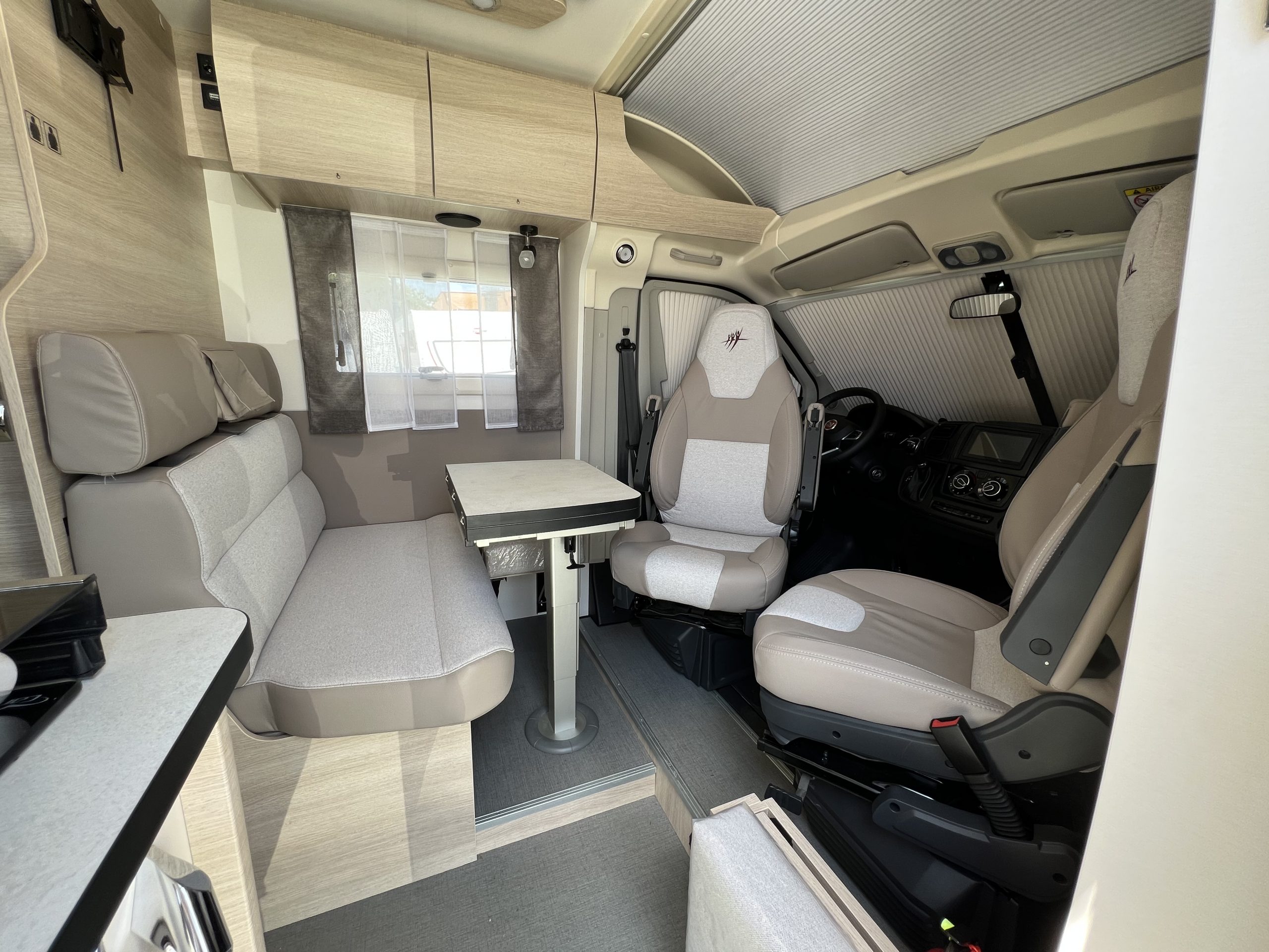 Rapido C50 - Comercial Caravaning
