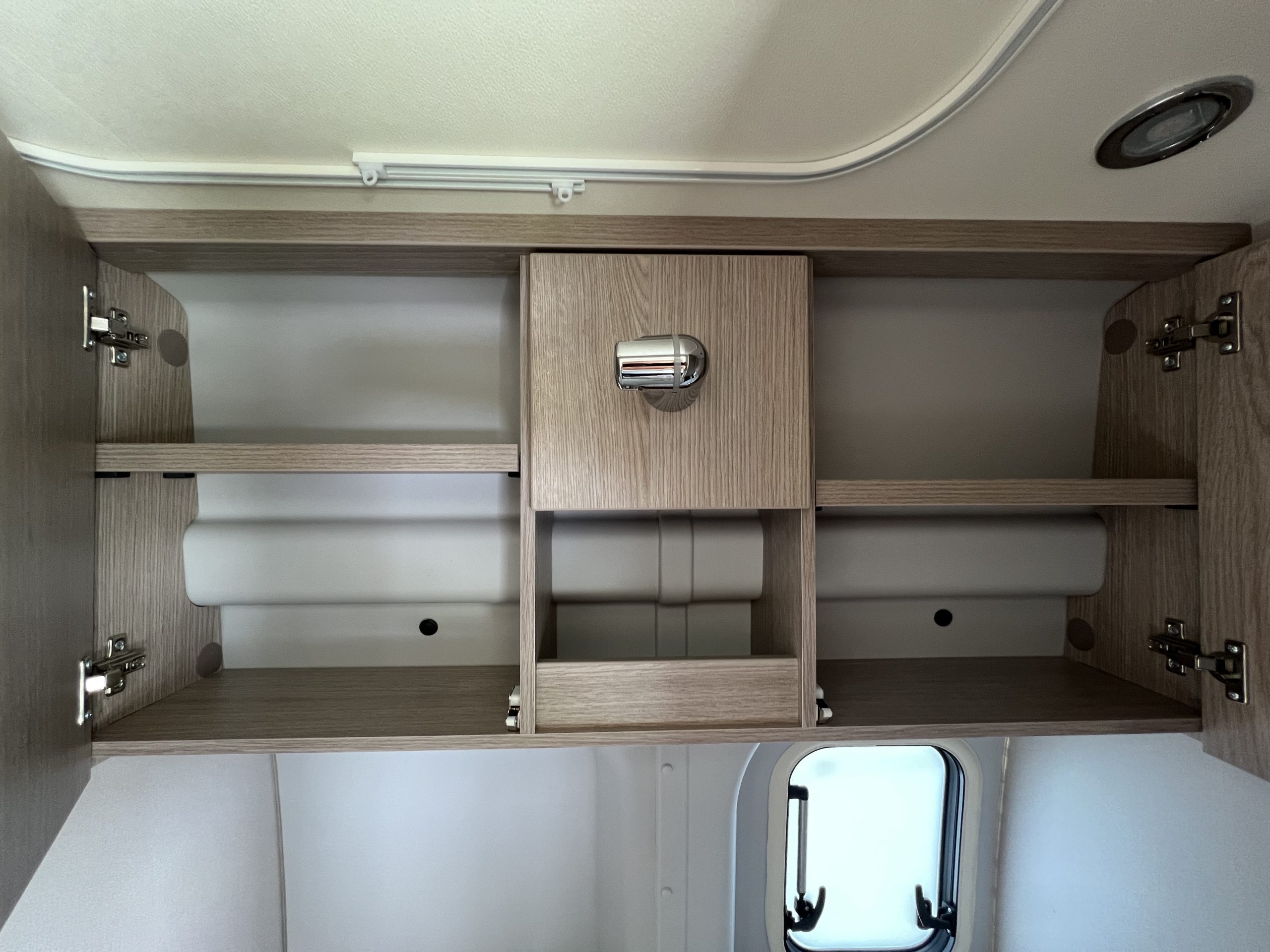 Bürstner Lineo C590 - Comercial Caravaning