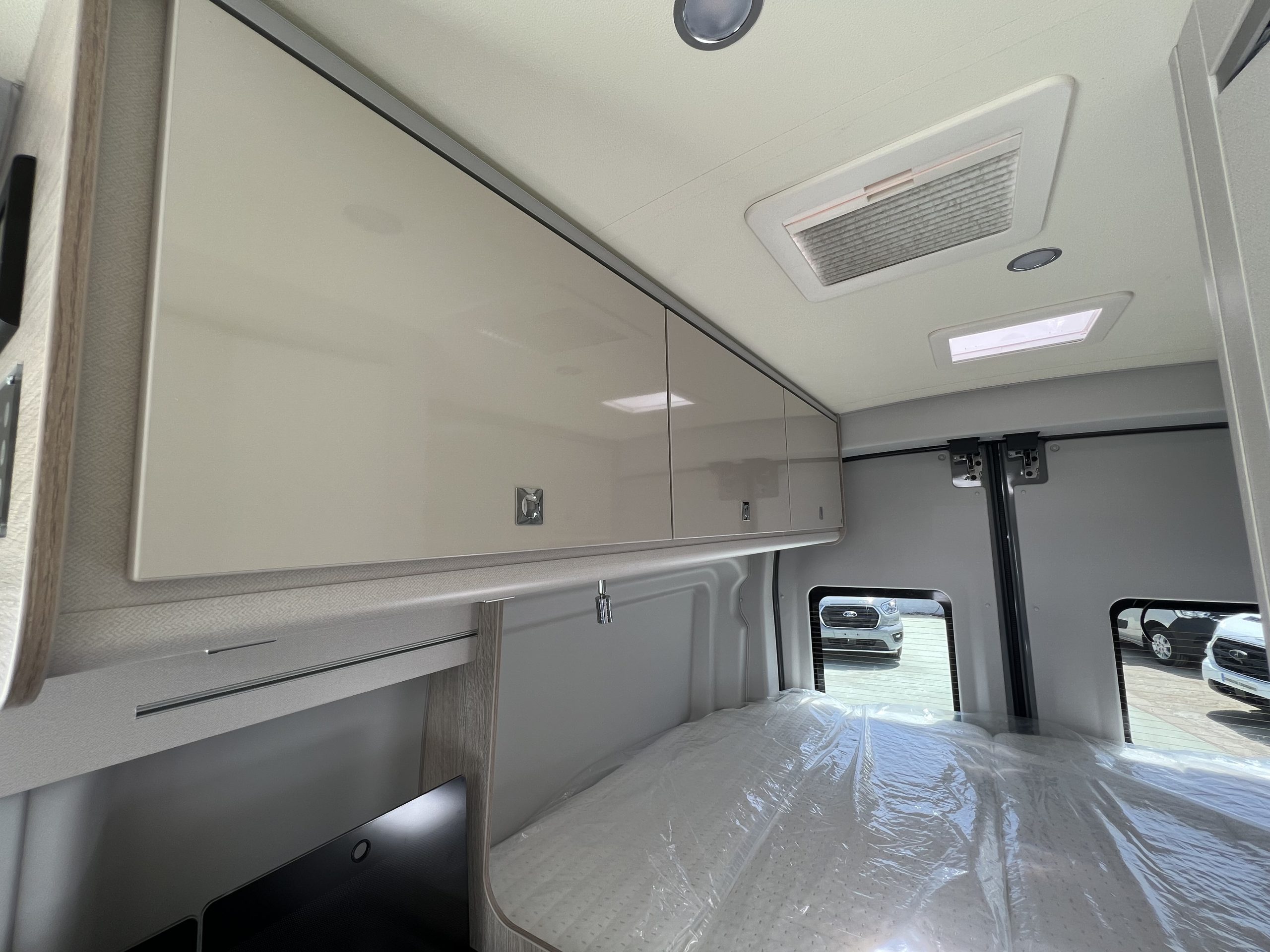 Bürstner Lineo C590 - Comercial Caravaning