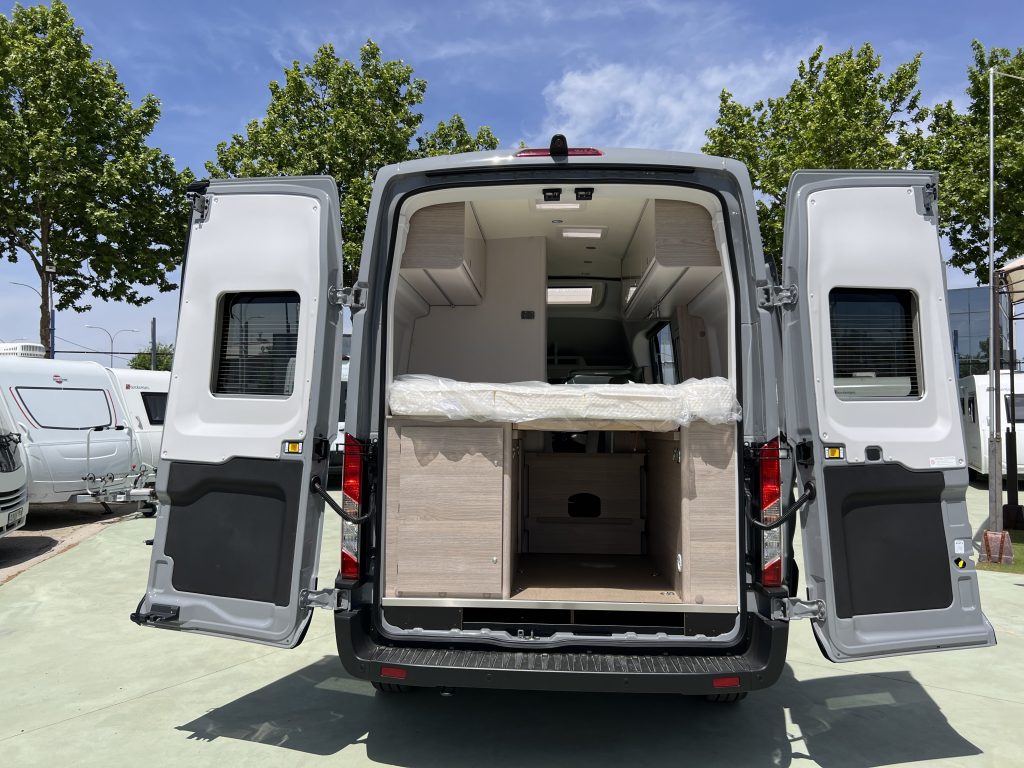 Bürstner Lineo C590 - Comercial Caravaning