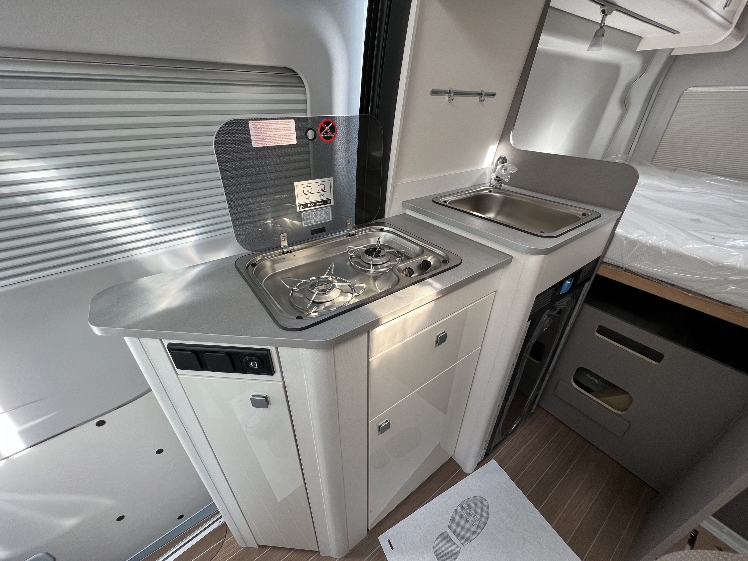 Etrusco CV 600 DF 4x4 - Comercial Caravaning